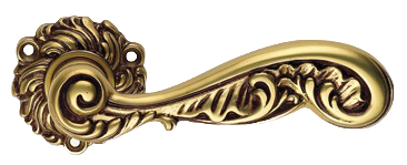 Rococò French Gold Door Handle on Rosette Linea Calì Vintage | Windowo